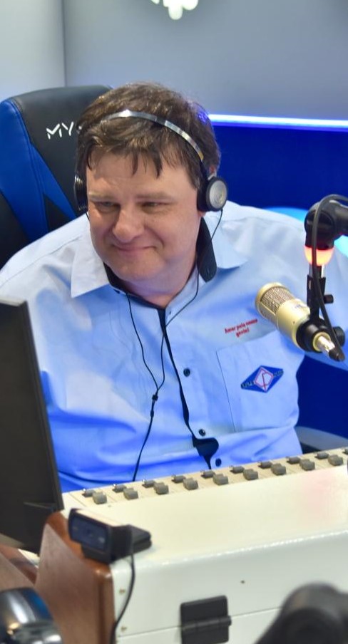 Roney Rodrigues - Super FM 98.9